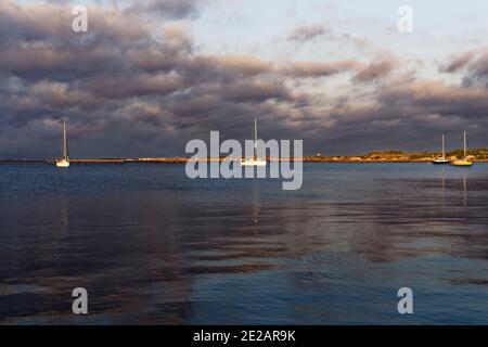 Bouzigues, France. 15th Aug, 2016. Sailboats on The Thau lagoon in ...
