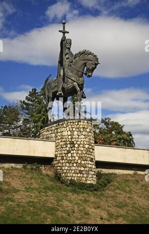 Equestrian Statue of King Erekle II in Telavi, Georgia Stock Photo - Alamy