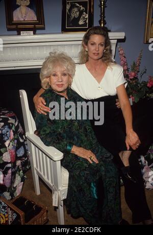 Rena Sofer 1990 Credit: Ralph Dominguez/MediaPunch Stock Photo - Alamy