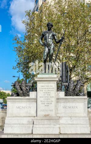 The Machine Gun Corps Memorial (The Boy David), Hyde Park Corner ...