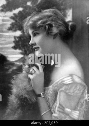JEANNE EAGELS (1890-1929) American stage and film actress Stock Photo ...