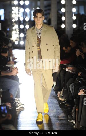 A model wears a creation for the Kenzo fashion collection during Women ...