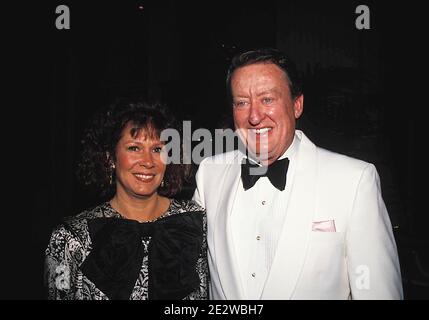 TOM POSTON WIFE KAY Credit: Ralph Dominguez/MediaPunch Stock Photo - Alamy