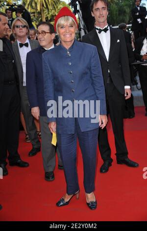 Commandant Jacques-Yves Cousteau's wife Francine and her two children ...