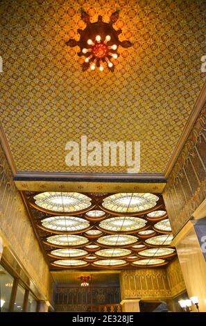Interior of architect Louis Sullivan's Guaranty/Prudential building in ...