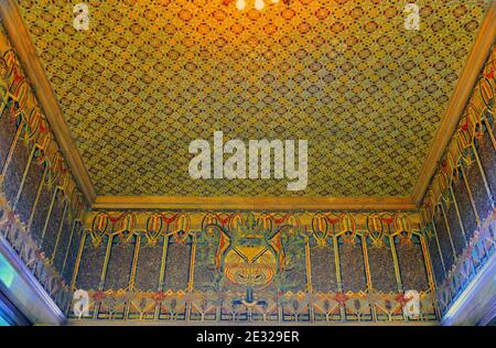 Interior of architect Louis Sullivan's Guaranty/Prudential building in ...