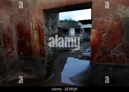Pompeii. Ancient Roman city. Fullonica of Stephanus, the laundry. It ...