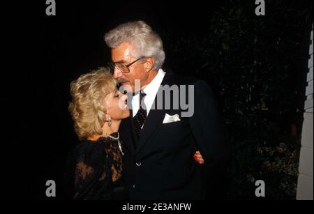 RONA BARRETT AND HUSBAND BILL Credit: Ralph Dominguez/MediaPunch Stock ...
