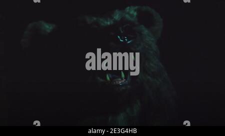 GRIZZLY II: REVENGE, (aka GRIZZLY II: THE PREDATOR), Steve Inwood, 1983 ...