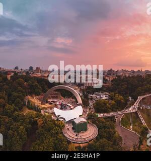 Sunset over summer Kiev with Arch of Friendship of Peoples Stock Photo ...