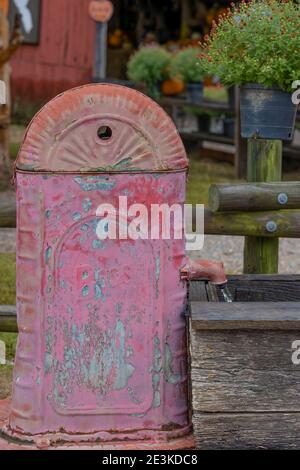 a flower made of rusty metal Stock Photo - Alamy