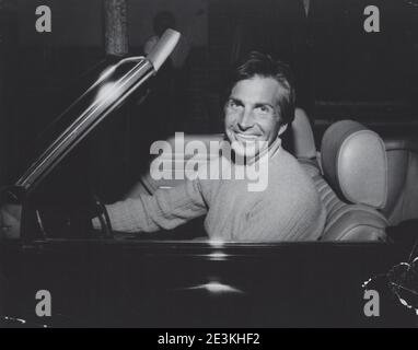 GEORGE HAMILTON Credit: Ralph Dominguez/MediaPunch Stock Photo - Alamy