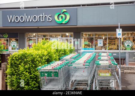 Woolworths exterior of store supermarket shop superstore with logo ...