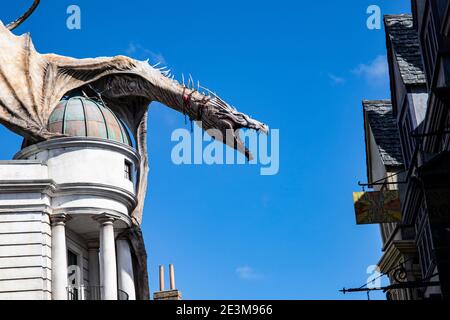 Orlando, FL. The Dragon on top of the Escape from Gringotts Bank ride ...