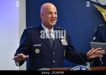 Maj. Gen. Leah Lauderback Promotion (6 Stock Photo - Alamy