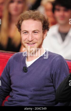 Marius Colucci lors de l'enregistrement de l'emission Vivement Dimanche ...