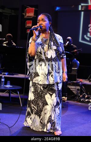 Cesaria Evora In concert at Radio France Paris, France - 30.10.09 Stock ...