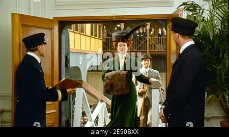 Frances Fisher Film: Titanic (USA 1997) Characters: Ruth Dewitt Bukater ...