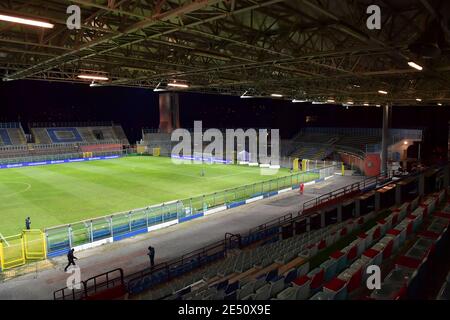 Como, Italy. 25th Jan, 2021. The arrival of the Como team bus before ...
