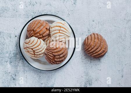 Vanilla Homemade Mexican Conchas. A traditional Mexican sweet bread ...