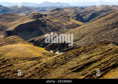Metamorphic Rocks, Huge thicknesses of sandstone, siltstone and ...