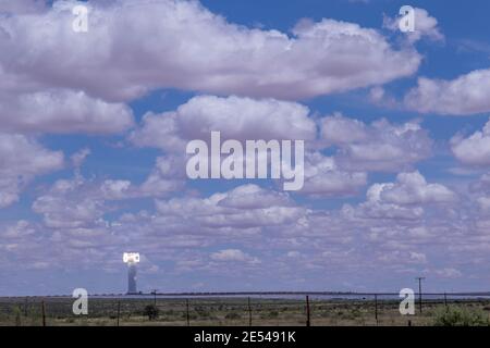 Khi Solar One, a solar thermal plant that converts the sun's light ...