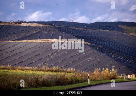 Selmsdorf, Germany. 02nd Nov, 2020. The hazardous waste landfill of IAG ...