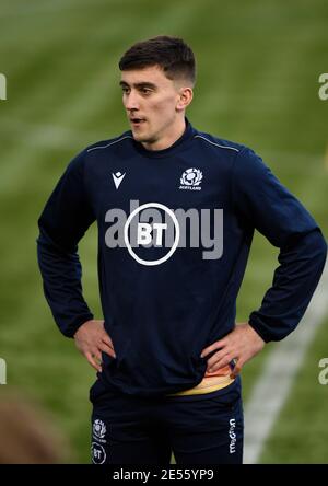 Scotland's Cameron Redpath (centre) during the team run at Twickenham ...