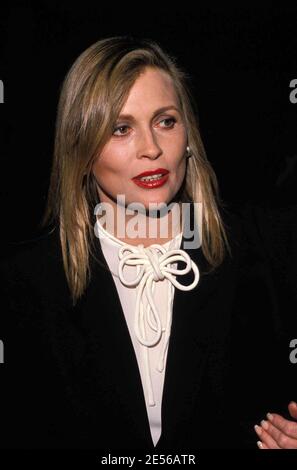 Faye Dunaway 1988 Credit: Ralph Dominguez/MediaPunch Stock Photo - Alamy