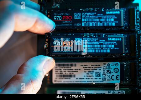 Solid state drive SSD next to 2,5" HDD size comparison. Comparison of ...