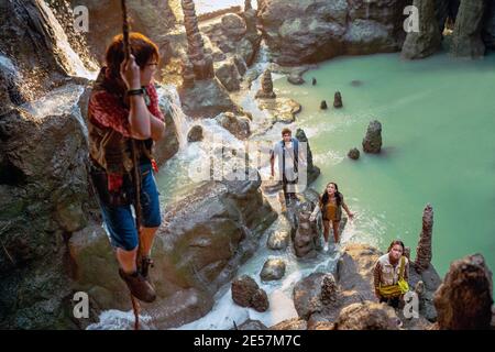 FINDING OHANA, from left: Owen Vaccaro, Alex Aiono, Lindsay Watson, Kea ...