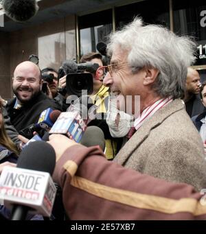 Kevin Federline and attorney Mark Vincent Kaplan return from their ...