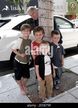 Exclusive!! Martin Sheen stopped by Lisa Kline on Robertson Blvd. today ...