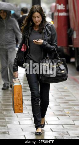 Exclusive!! Supermodel, TV presenter, actress and singer Lisa Snowdon ...