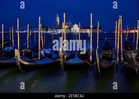 Night shot in Venice, Italy Stock Photo - Alamy