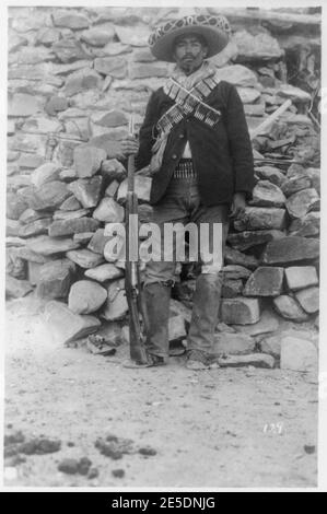 Mexican Insurrectos before the Battle of Juarez: group of Insurrectos ...