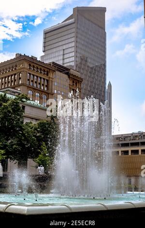 Fountain at Mellon Square,Pittsburgh,Pennsylvania,USA Stock Photo - Alamy