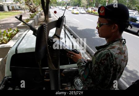 Armed security guard, Manila, Philippines Stock Photo - Alamy