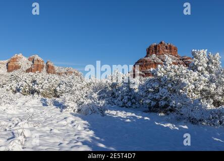 Snow Covered Sedona Arizona Winter Landscape Stock Photo - Alamy