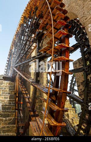 Water wheel or noria in Hama, Syria Stock Photo - Alamy
