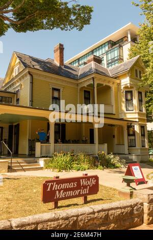USA, North Carolina, Asheville, Thomas Wolfe Memorial State Historic ...
