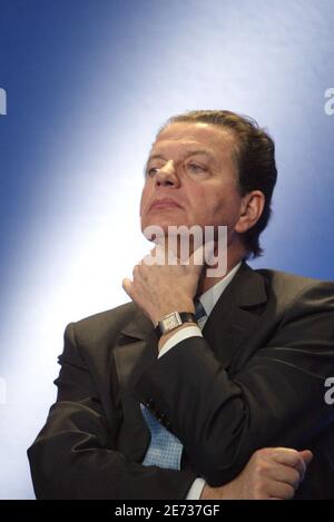 Reunion at Matignon Hotel as french prime minister meets with members ...