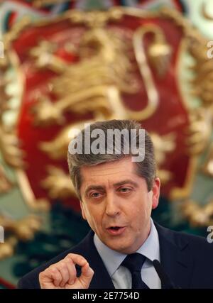 Bulgarian President Georgi Parvanov, right, welcomes President of the ...