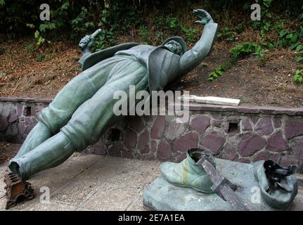 Statue of Henry Morton Stanley, Congo river explorer, that once stood ...