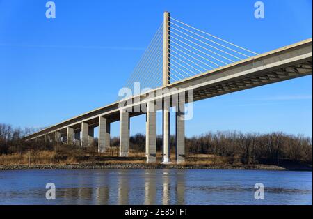 The view of William V Roth Bridge above the Chesapeake Canal near ...