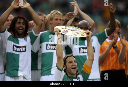 TORSTEN FRINGS GERMANY & WEDER BREMEN WORLD CUP MUNICH GERMANY 09 Stock ...