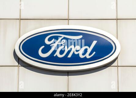 Izmir, Turkey: Ford dealership Stock Photo - Alamy