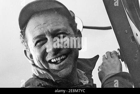 HELL DRIVERS 1957 Rank Organisation film with from left: Sean Connery ...