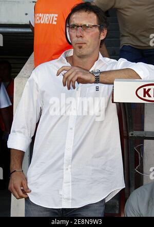 Bordeaux coach Laurent Blanc during the soccer training session at ...