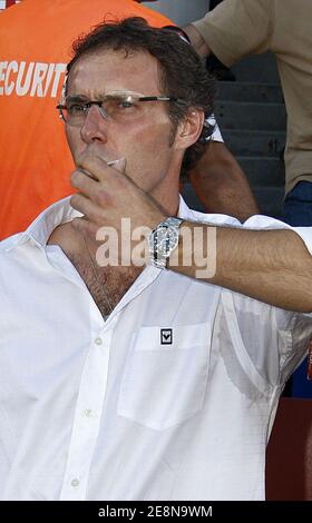 Bordeaux coach Laurent Blanc during the soccer training session at ...